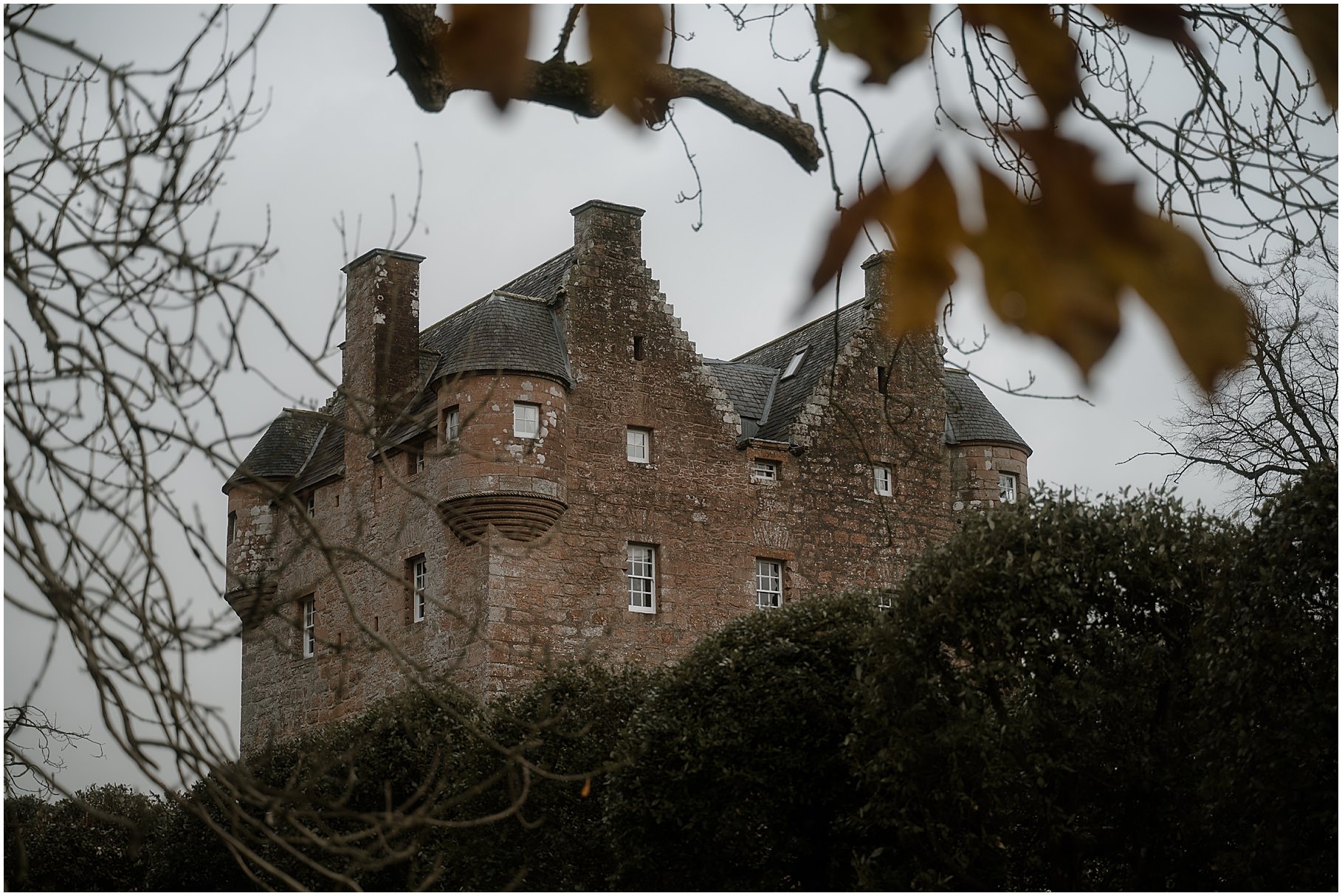 Castle Weddings in Scotland | Natalia Swiader Photography