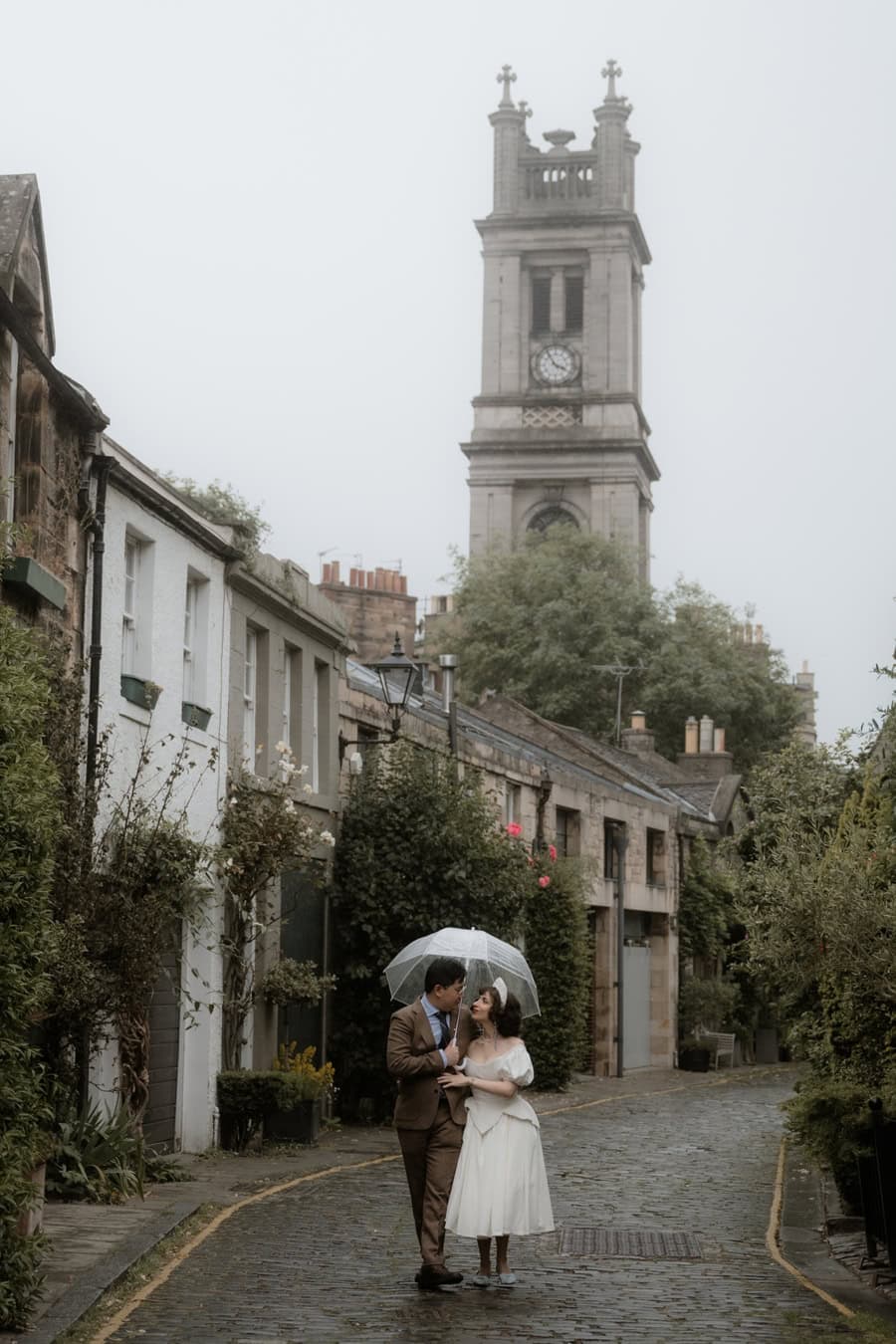 Dark academia aesthetic ideas for your Scottish wedding | Natalia ...